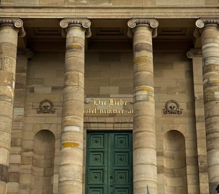 Entdecke den Rotenberg und die Württembergische Grabkapelle: Eine ...